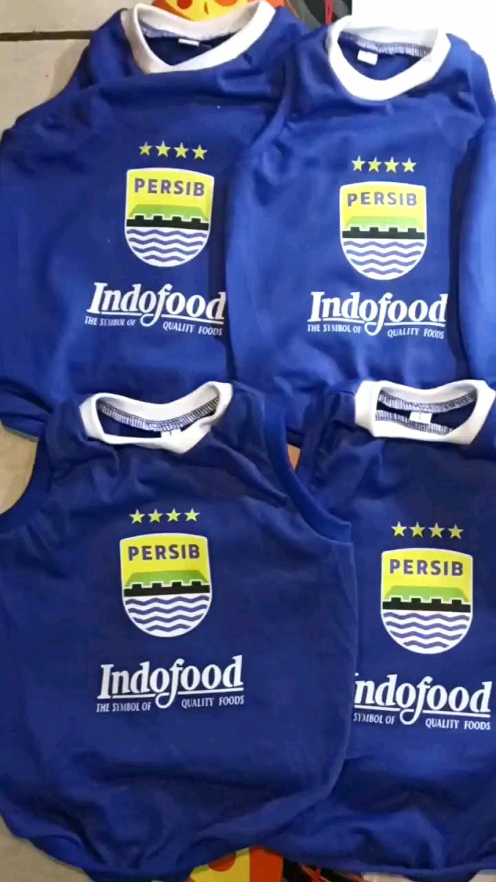 Anjing Pake Baju Persib