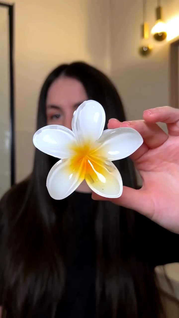 KLAIZELA New Matte Flower Hair Clip matte Color Hair Claw For Women ...