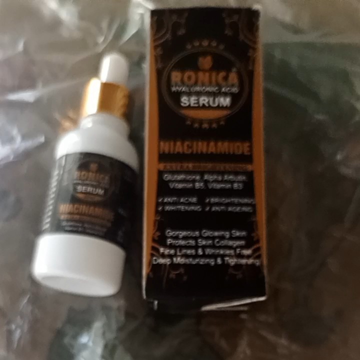 Ronica Hyaluronic acid sserum | Daraz.pk