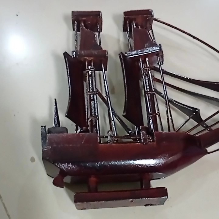 Miniatur Perahu Layar Kapal Pinisi Dewaruci Kayu 23x21x4 cm Hiasan ...