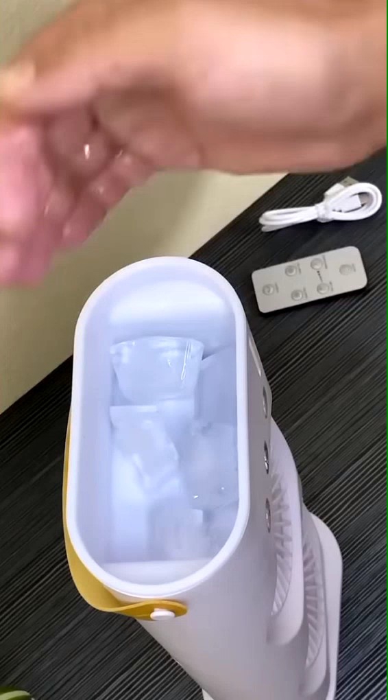 🥶🌡️🧊 Active Style Double Head Mini Air Conditioner Fan | 90° Rotatable ...