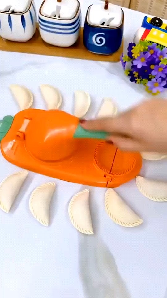 2-in-1 Dumpling Maker Pitha Maker, Manual Dough Presser Dumpling ...