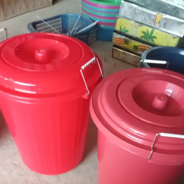 Plastic Bucket / Drum with Lid - Storage Balti in 30L & 40L | Daraz.pk