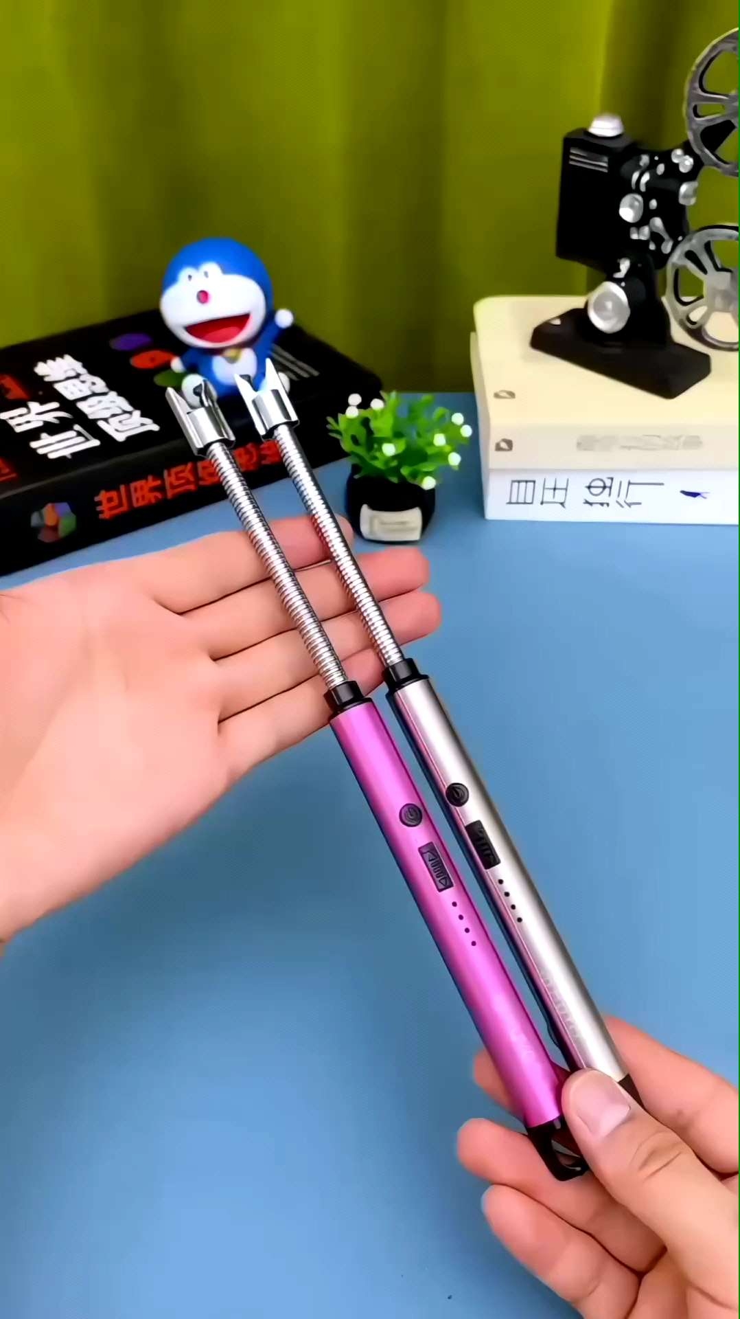 Arc Lighter with USB Charging,Flameless Windproof,LED Battery Display ...