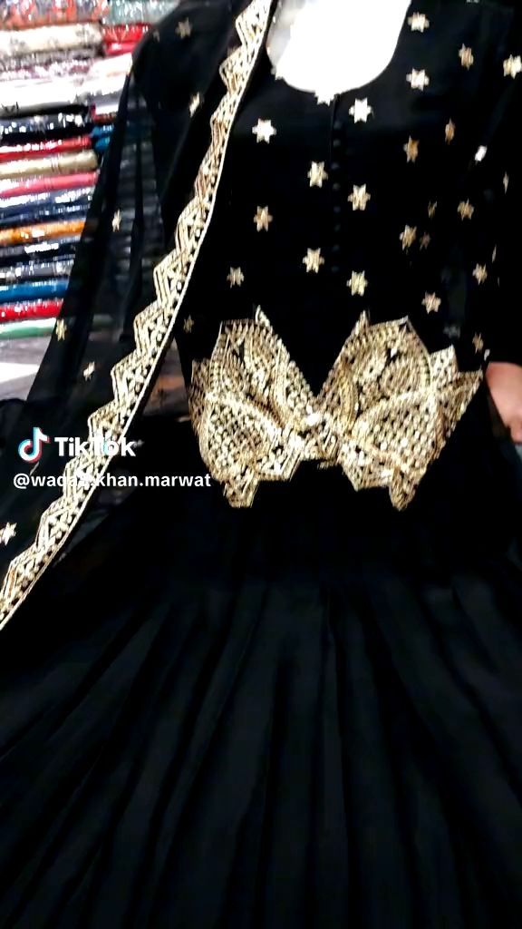 new maksi ready made with pure Shaifon verry trending clothes 3 pice ...