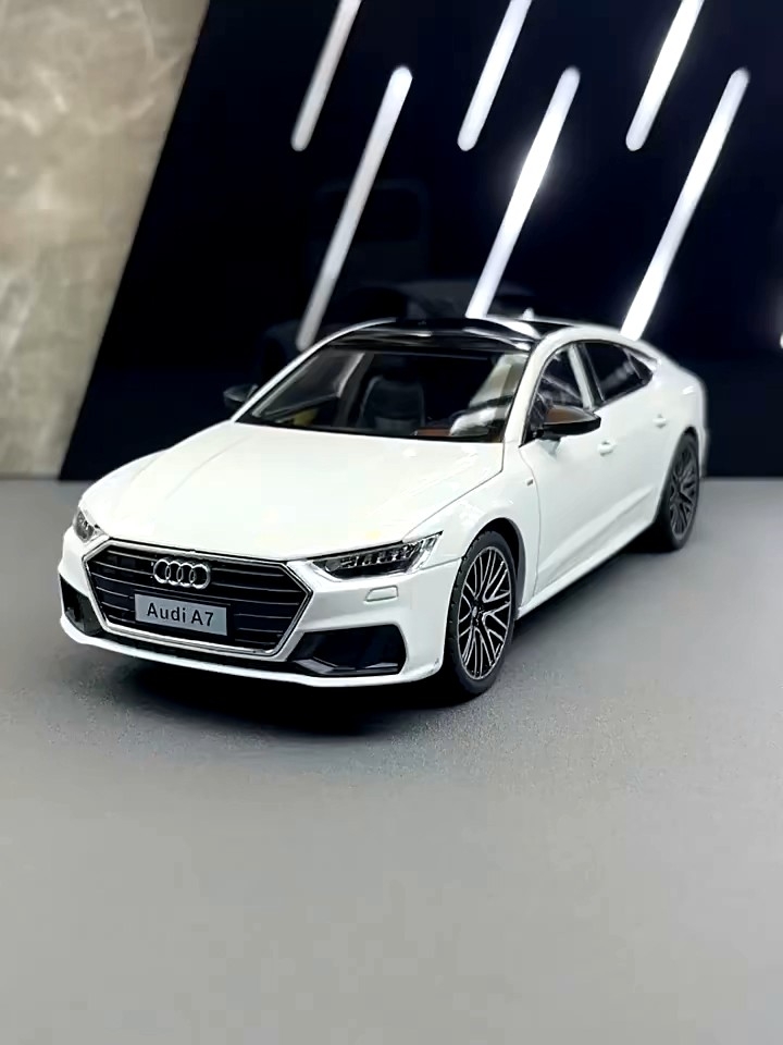 1:24 Audi A7 Toy Car Model Diecast Alloy Vehicle Miniature Pull Back ...