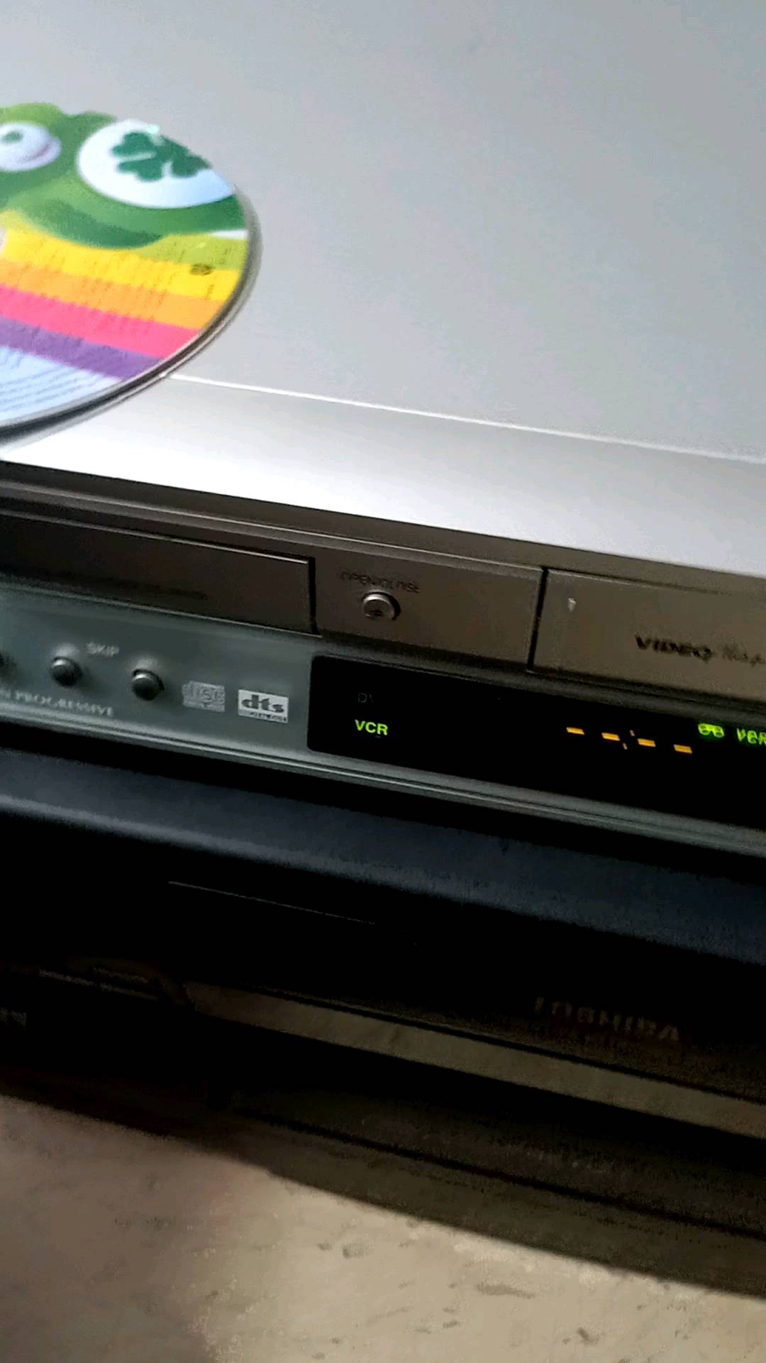 VCR and DVD combo Toshiba UK import | Daraz.pk