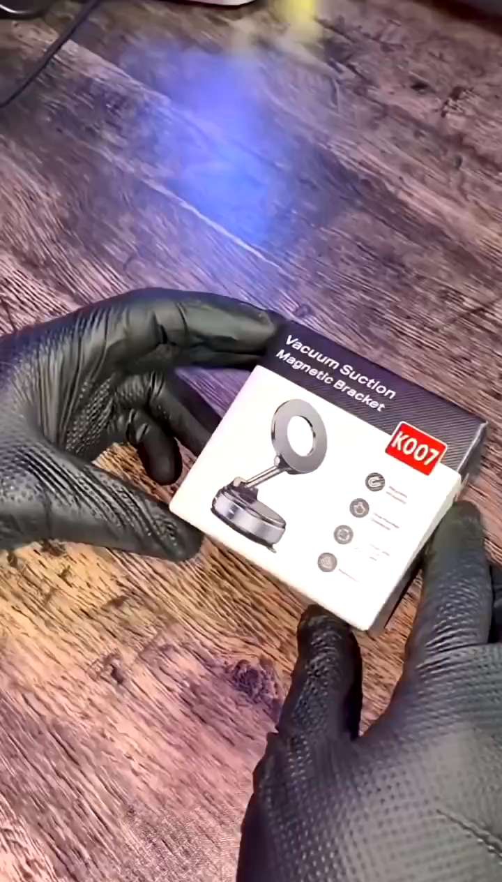 Vacuum Suction Magnetic Phone Mount – Mobile Suction Holder - Model ...