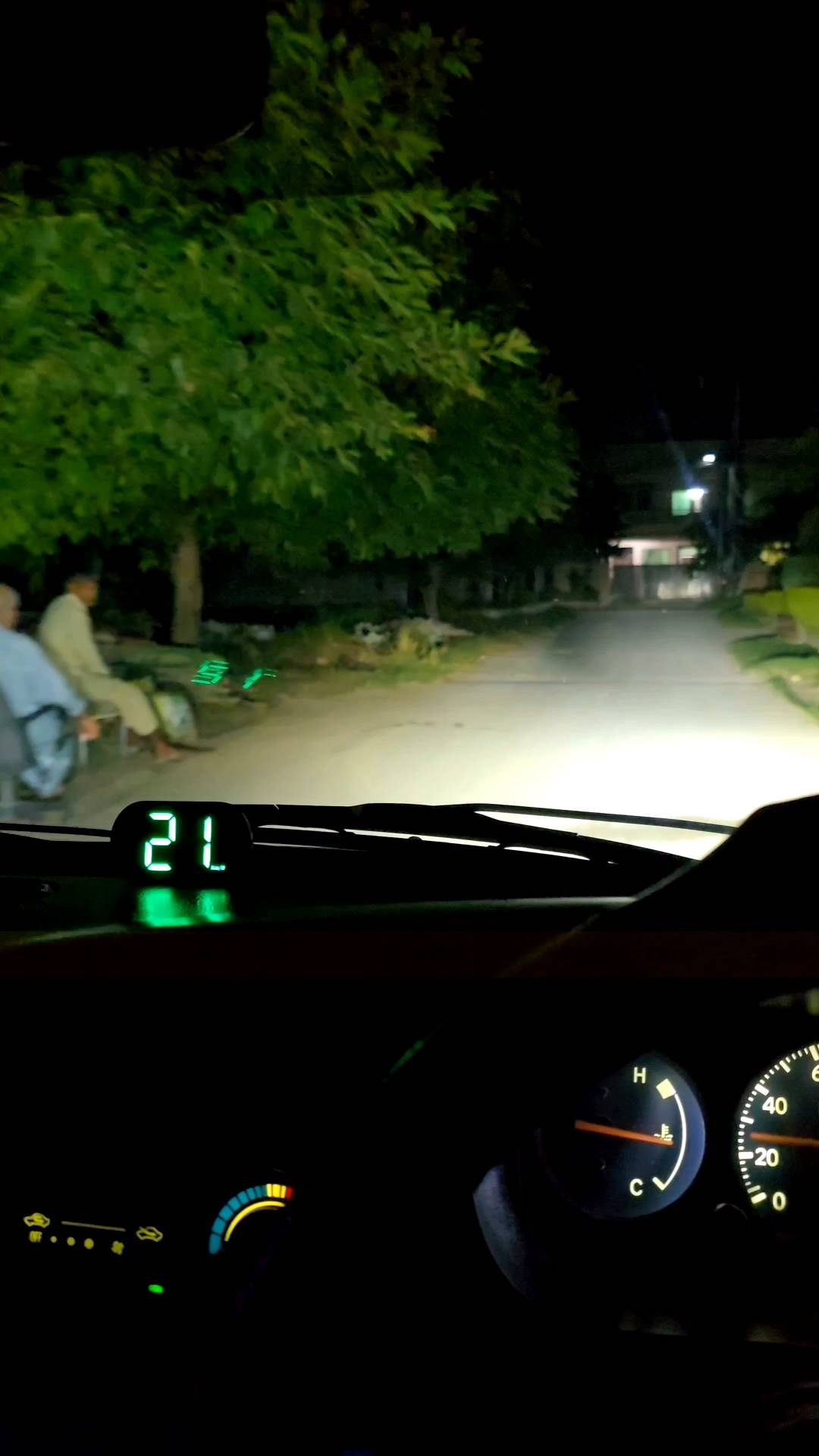 X2 Green Digital Speedometer For Car Usb Plug And Play Kmph Built In ...