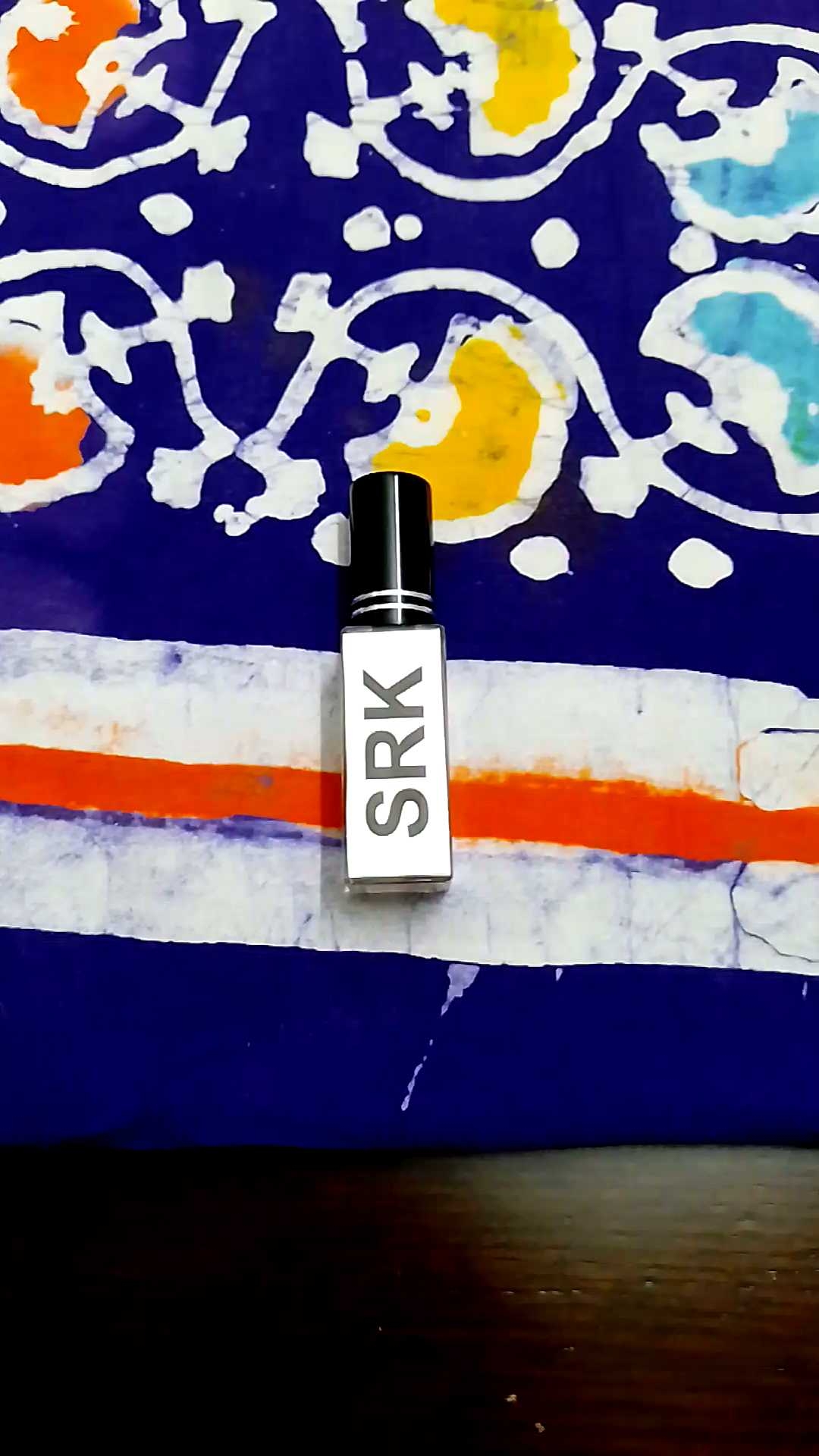 SRK Perfume Shah Rukh Khan’s 2 favorite perfumes (Tam Dao + Dunhill ...